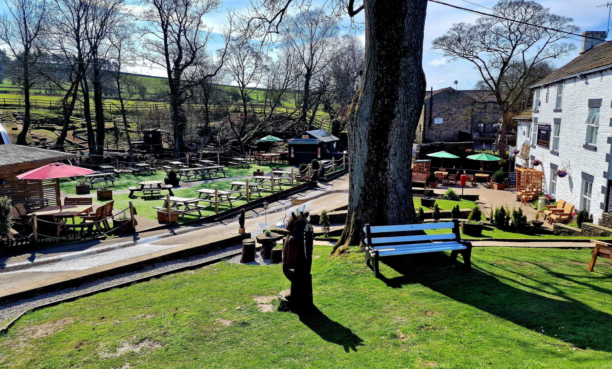 About Us & Gallery – The Little Mill Inn